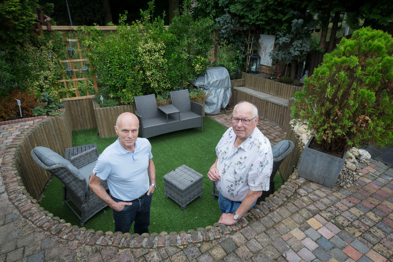 Tuinen verzakt en zwembad kapot na klus in Oosterhout: ‘34.000 euro ...