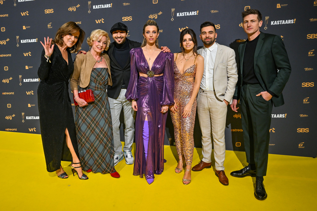 Lotte Vanwezemael stelt vriend Max voor en prinses Delphine schittert in bijzondere outfit: dit ...