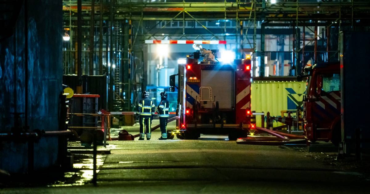 ‘Behoorlijke hoeveelheid’ gas vrijgekomen bij lekkage in de Botlek ...