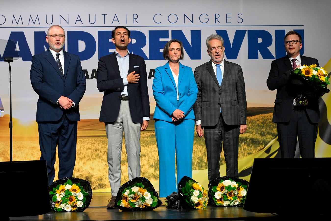 INTERVIEW. Lode Vereeck (58) trekt de Antwerpse Kamerlijst voor Vlaams Belang: “Het VB is géén ...