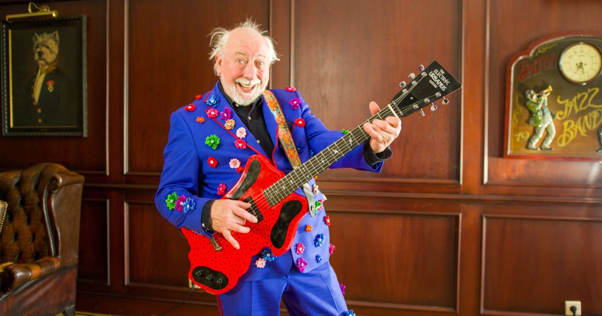 Urbanus trekt nog altijd volle zalen: ‘Hier krijg ik altijd een staande ...