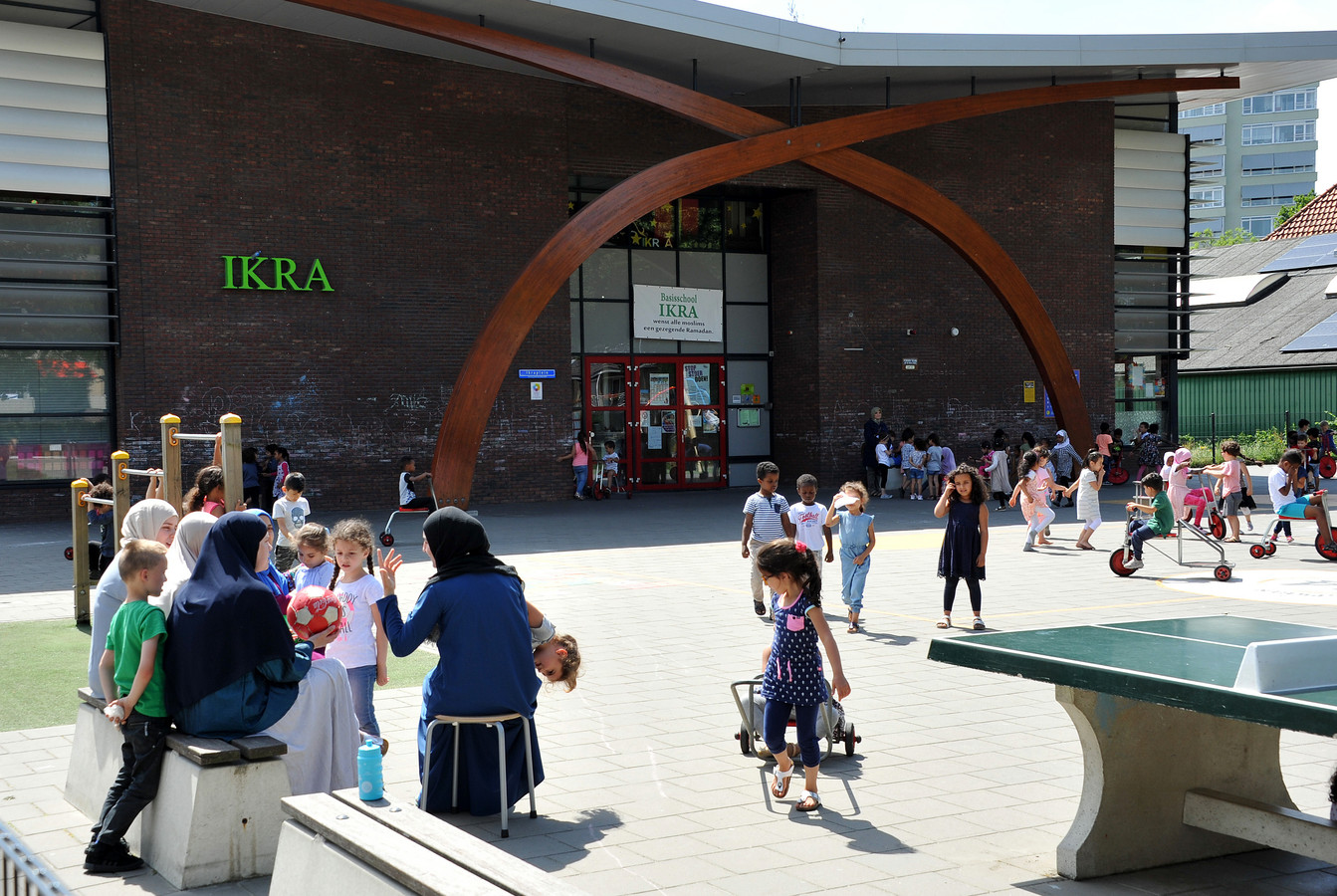 Godsdienstleraar van islamitische basisschool Ikra: 'Veel oud ...