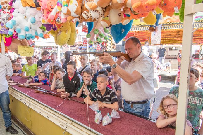 Geen Mosseldag, maar wel kermis in Yerseke | Bevelanden | pzc.nl