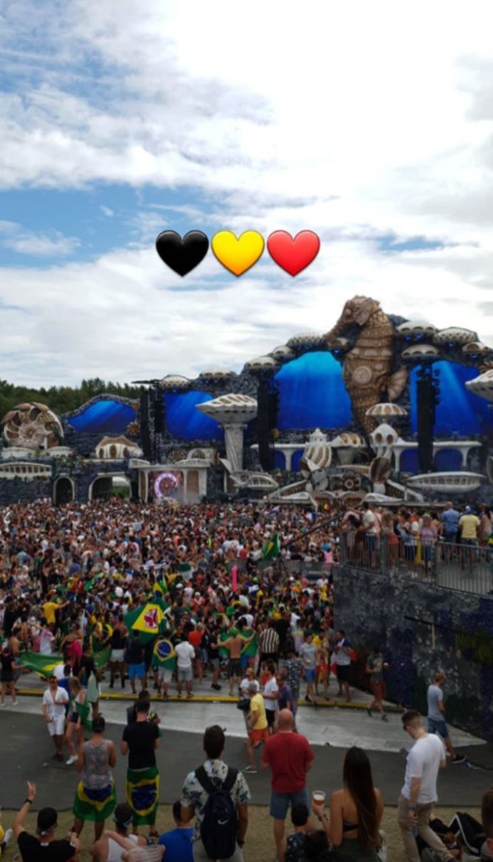 Herkent u ze? Rode Duivels blazen stoom af op Tomorrowland | Time-out ...