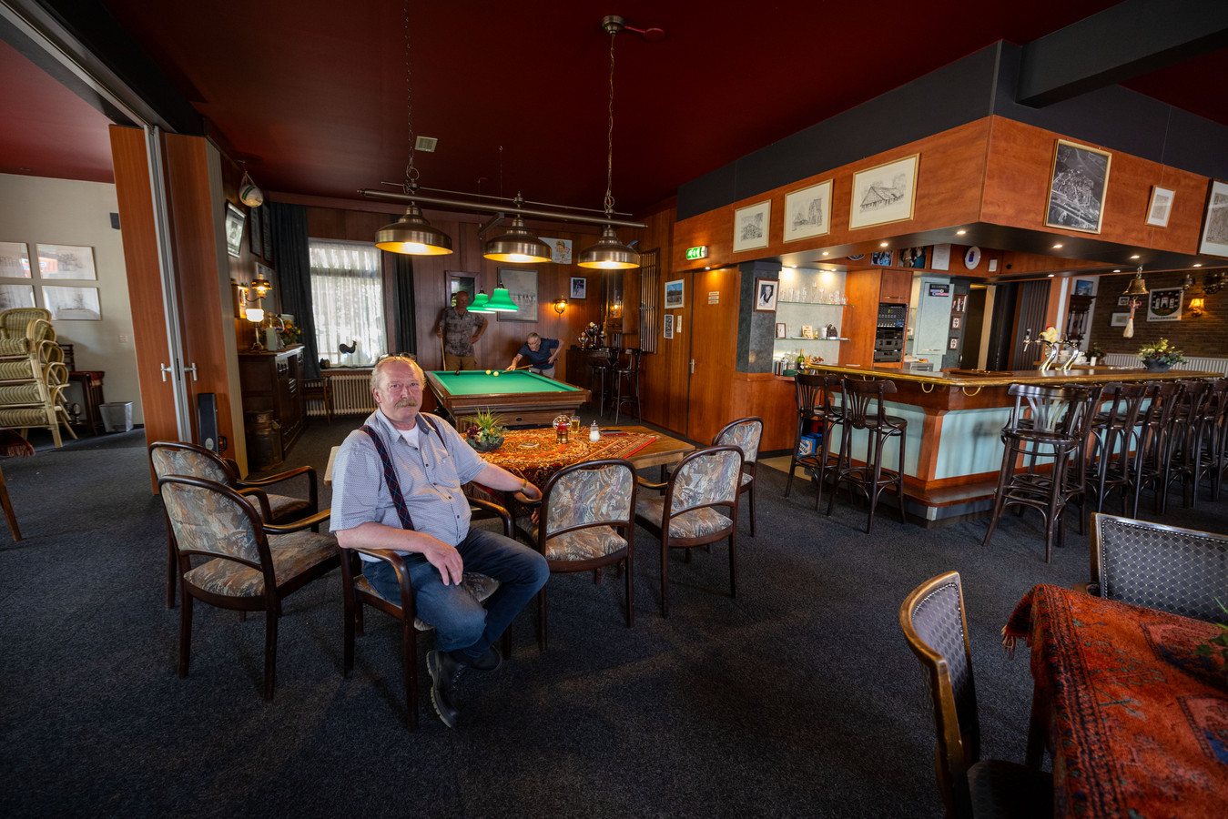 Bruine kroeg zeldzamer, maar deze cafés overleven: ‘Als ze komen, staat ...