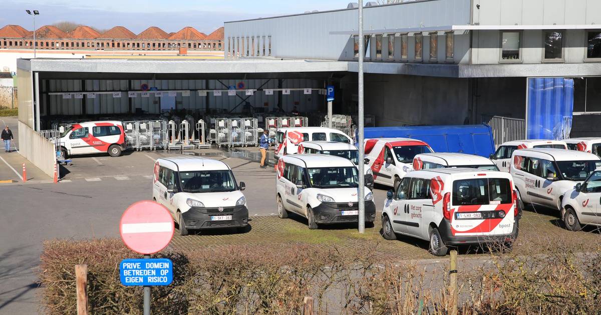 Staking bij bpost in Kortrijk voorbij | Binnenland | hln.be