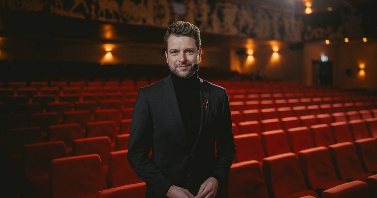 RTL-presentator Robbie Kammeijer (32) in gastrol in The Passion ...