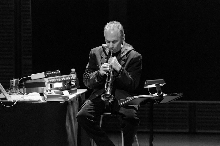 Jon Hassell (1937-2021) maakte op zijn manier ‘Vierde Wereldmuziek’