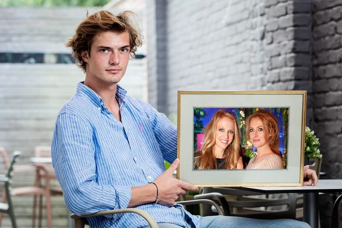De bloedband van Robbert Coorevits en zijn zussen: “Ik bespreek alles ...