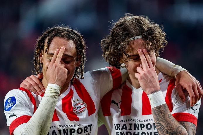 Stroef PSV loopt pas in laatste kwartier weg bij Excelsior en vergroot ...