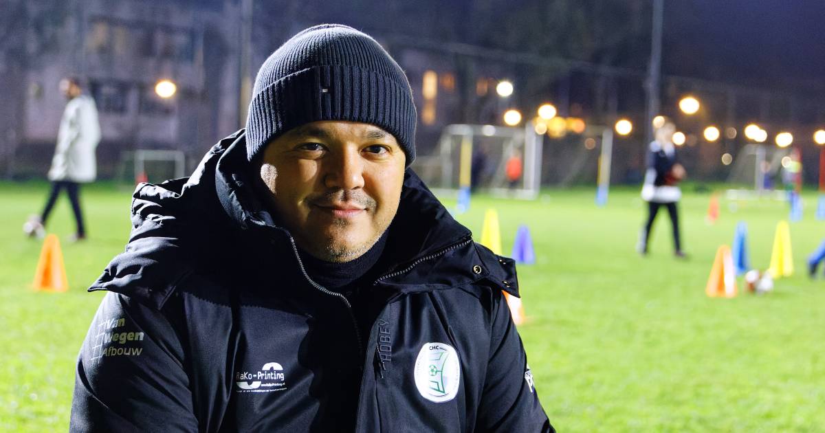 Fouad is allesbehalve een ‘thuisfluiter’, want zelfs na een 8-3 ...