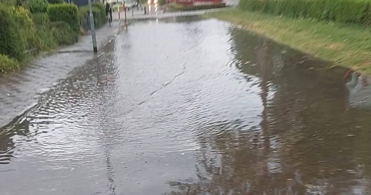 Zware buien trekken over Zeeland, op verschillende plekken ...
