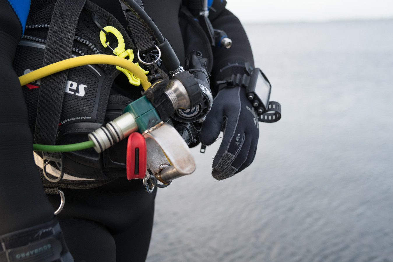 Dingeman heeft een passie voor duiken: ‘Mijn werk is op het water, mijn ...