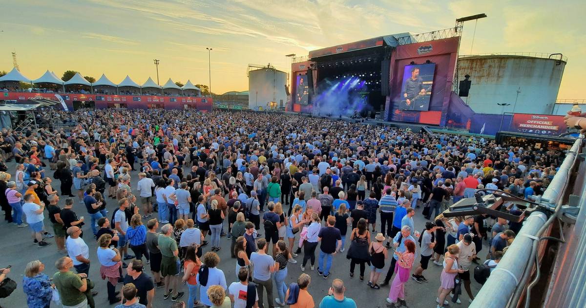 Hoe geraak je er vlot? Hoeveel kost een pintje? En waar kan je parkeren ...