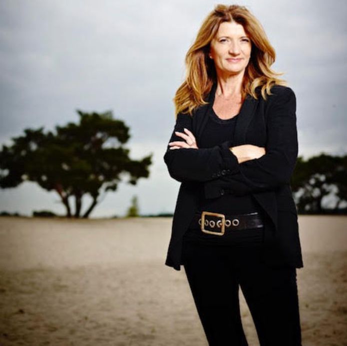 Daniëlle (55) schreef een boek over doorleven met kanker: ‘Overleven is ...