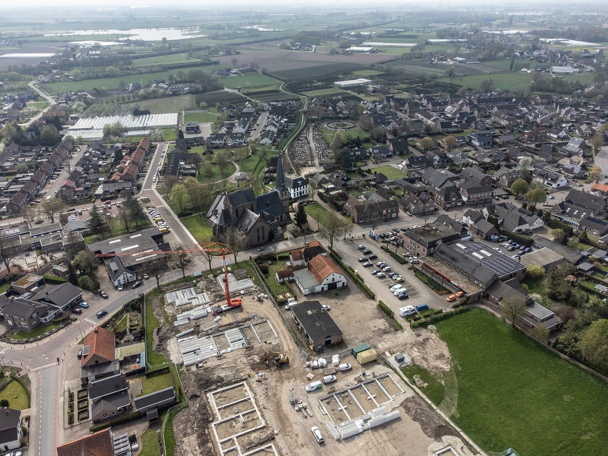 Nostalgische lantaarns, bankjes en auto’s te gast: volop ambitie voor ...