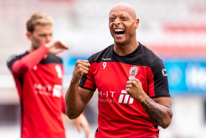 Aderlating voor TOP Oss: spits Kay Tejan verruilt ‘Osse Kuipje’ voor de ...