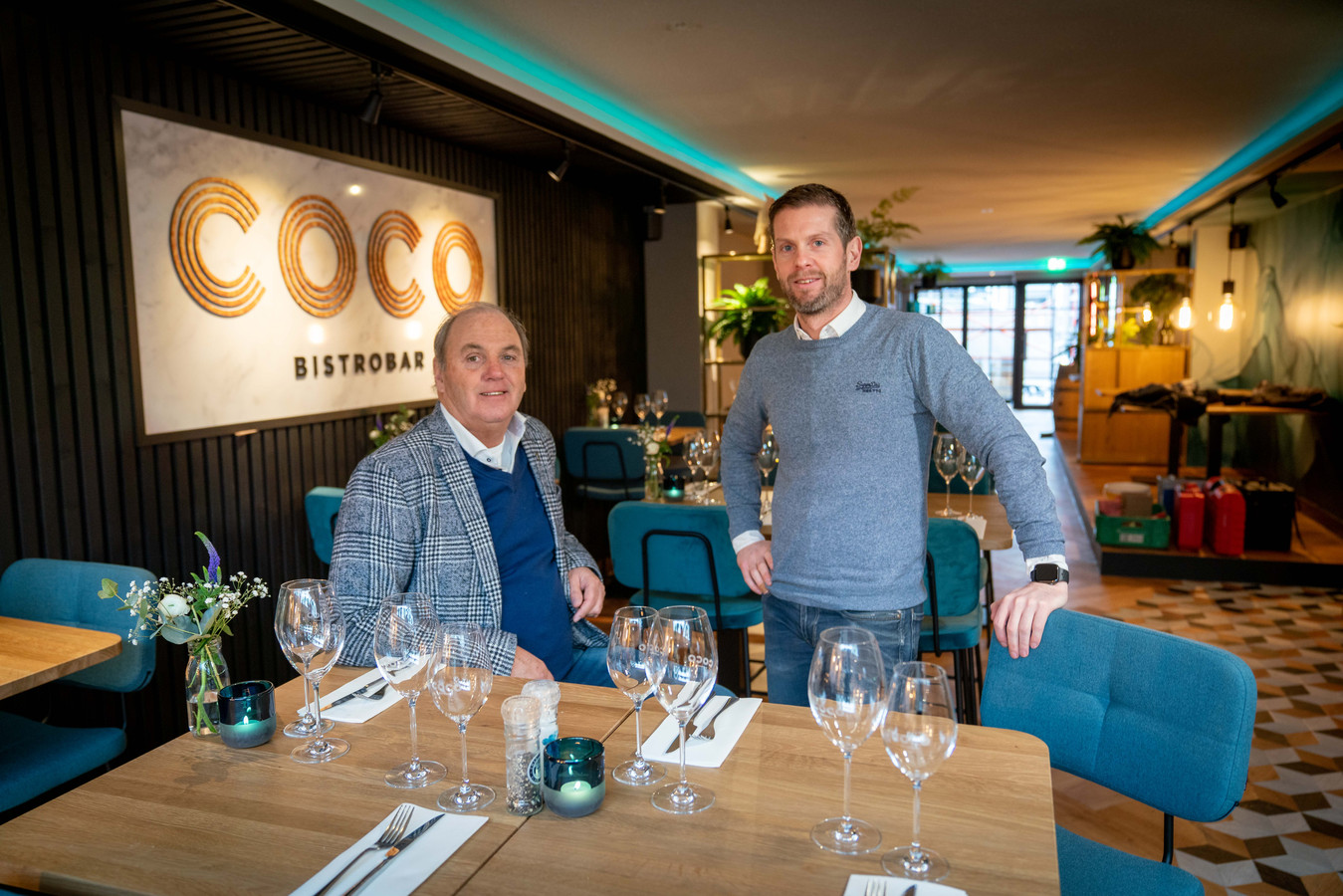 Nieuws gemist? Inval bij drugsboerderij en mondkapjesplicht geldt ook ...