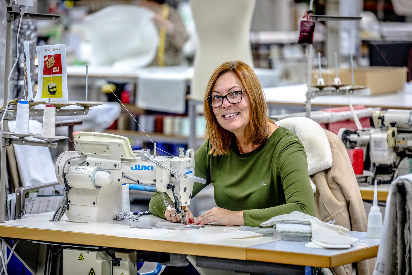 FIER OP WEST. Kunstateliers Slabbinck, al 120 jaar kleermaker van ...