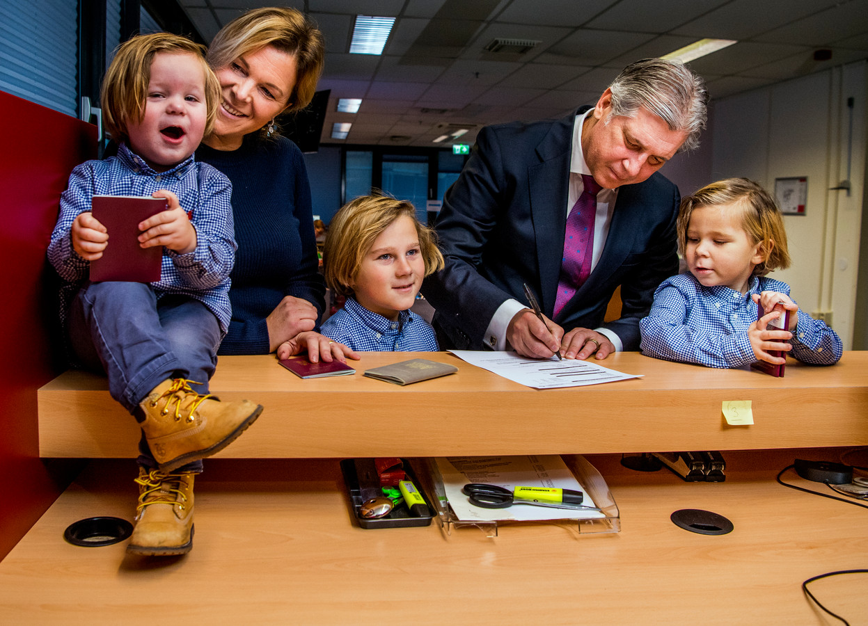 De bijzondere carrière van Peter Oskam: agent, scheidsrechter, Kamerlid ...