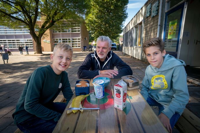 Het leven is goed in ‘het Buitenhuis’; noodonderkomen Elster ...