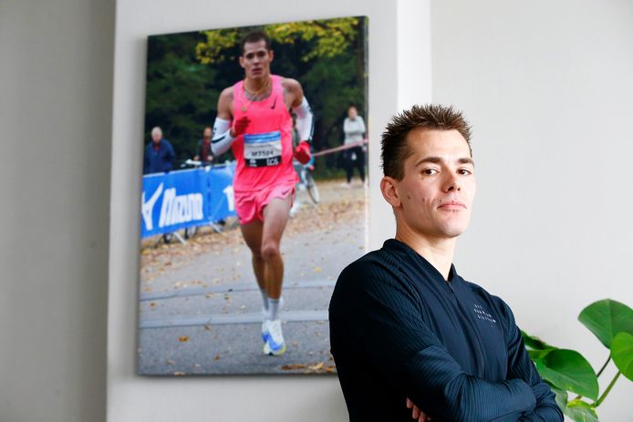 Alex vluchtte voor de politie, blowde ooit de hele dag, kreeg ...