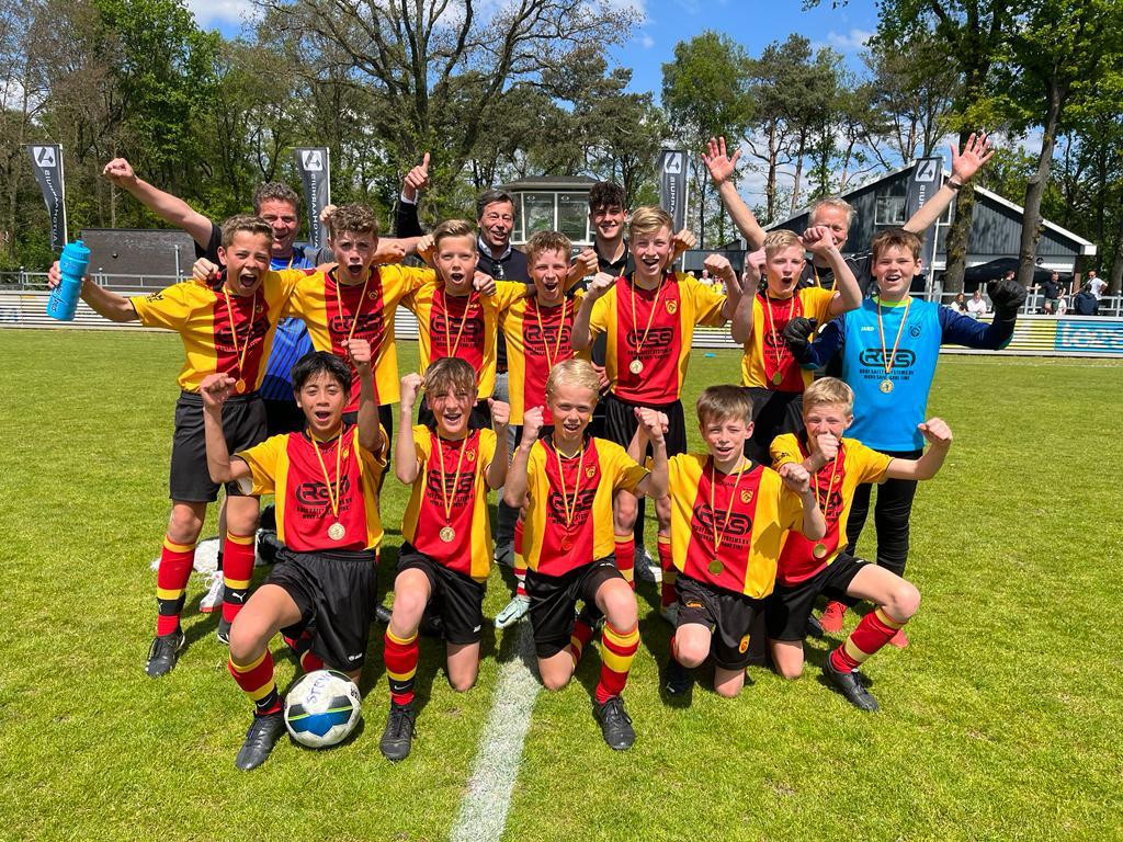 Dit zijn ze: de kampioenen uit deze regio! | Foto | gelderlander.nl