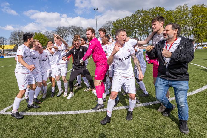 Roy Rijntjes gaat ondanks vaderschap en reistijd door bij Papendrecht ...