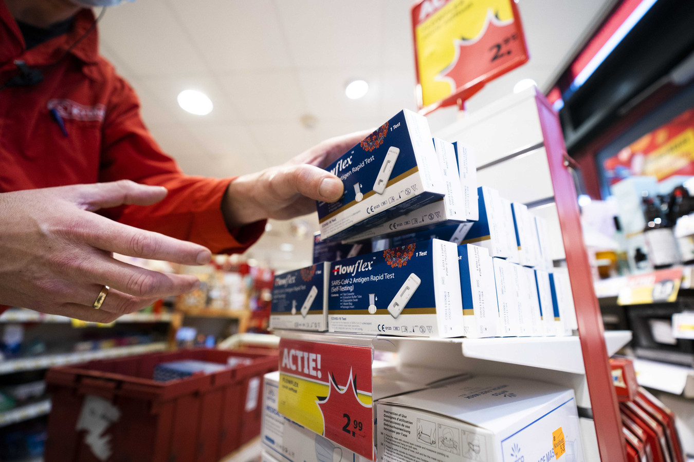 Wie een zelftest wil, kan die vanaf morgen ook bij supermarktketen ...