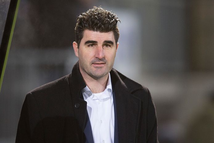 Salden stelt zichzelf aan als nieuwe trainer van FC Volendam | Voetbal ...