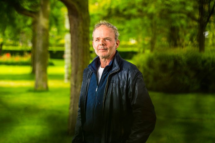 Oud-Almeloër Gerard van Dorth: ‘Red de wereld, koop een stuk grond en ...