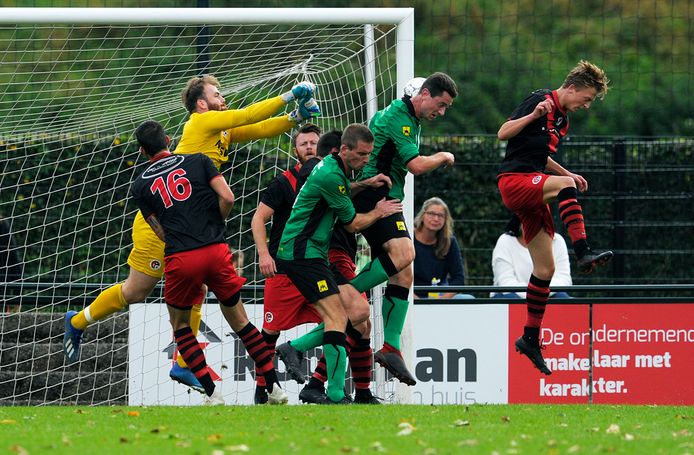 Heerjansdam maatje te groot voor Papendrecht | Regiosport Dordrecht | AD.nl