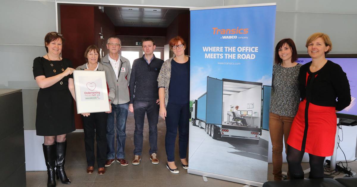 Transics krijgt label 'Onderneming met een hart' | Ieper | hln.be