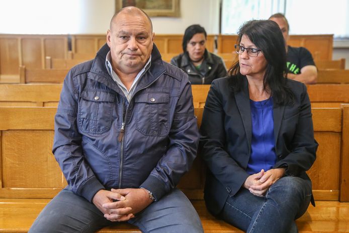 Roland Liboton (62) riskeert maand cel en 5.000 euro schadevergoeding ...