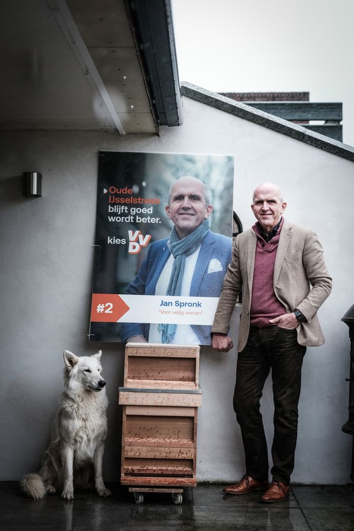 Jan ging honden fokken, bijen houden én de politiek in | Achterhoek ...