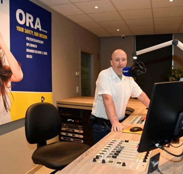 Jess FM en wereld van lokale radio rouwen om Dirk Desmet (56): “Hij was een erg zachtaardige man ...