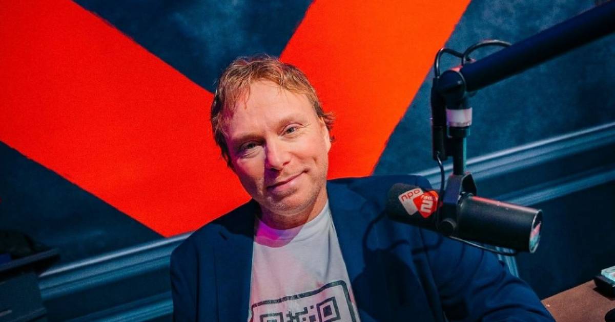 Nieuwslezer Matijn Nijhuis in tranen tijdens afscheid bij Radio 2: ‘Nu ...