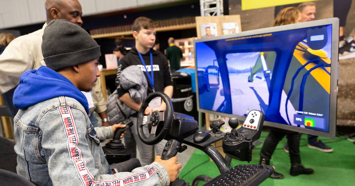 Je toekomst bepaal je zelf, Studiekeuzebeurs West helpt je daarbij ...