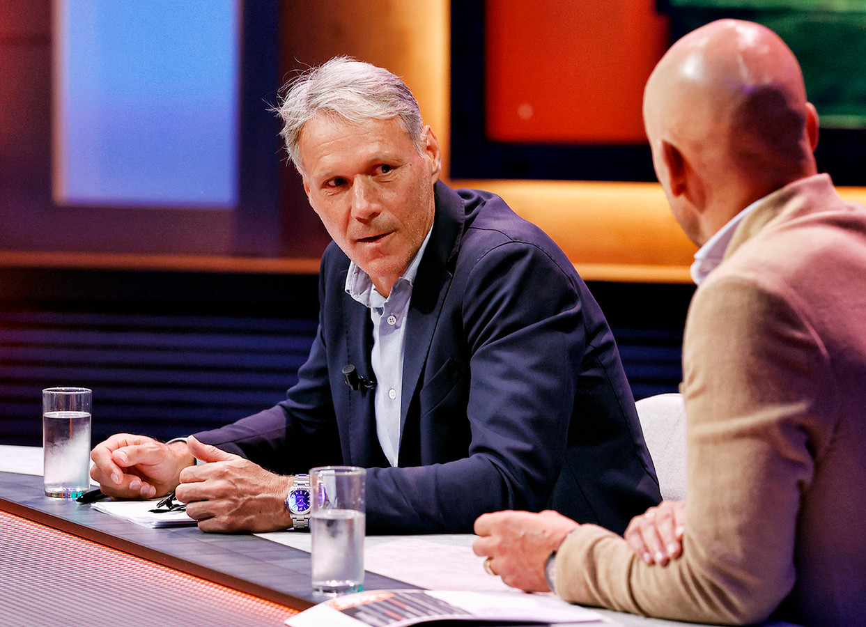 Marco van Basten onder de indruk van Oranje: ‘Ontzettend knap hoe Louis van Gaal dit doet ...