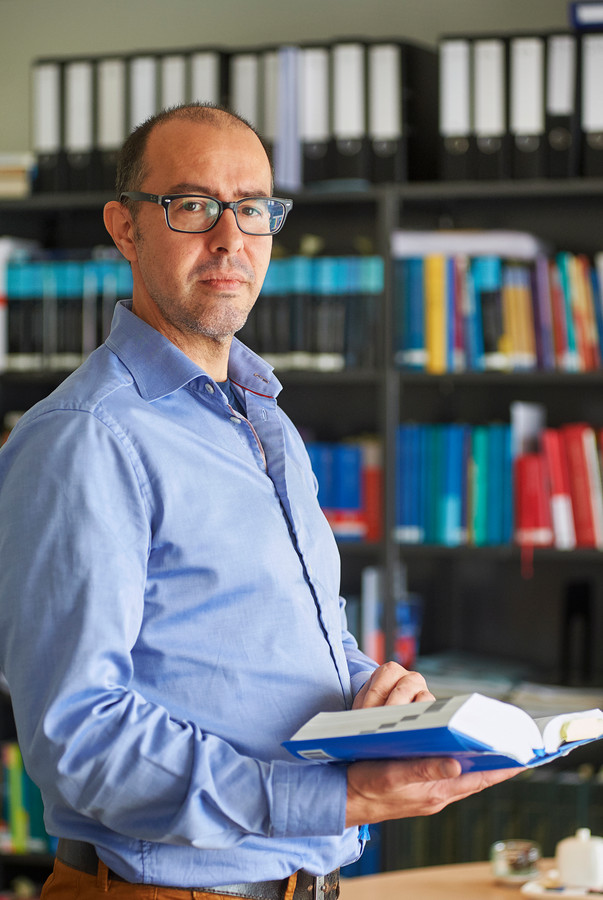 Advocaat Arie den Dekker gaat onderzoek ‘heel kritisch volgen’ | Foto ...