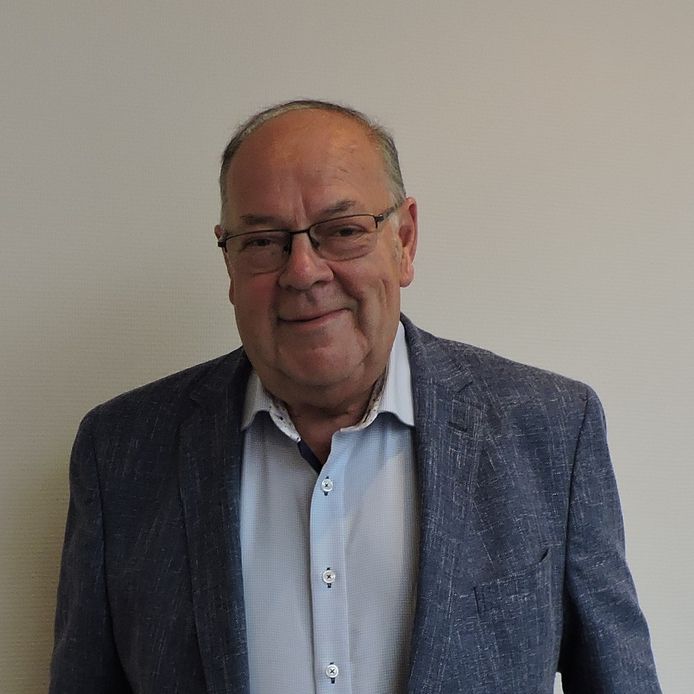 André Eeman krijgt titel van ereschepen in Lierde | Lierde | hln.be