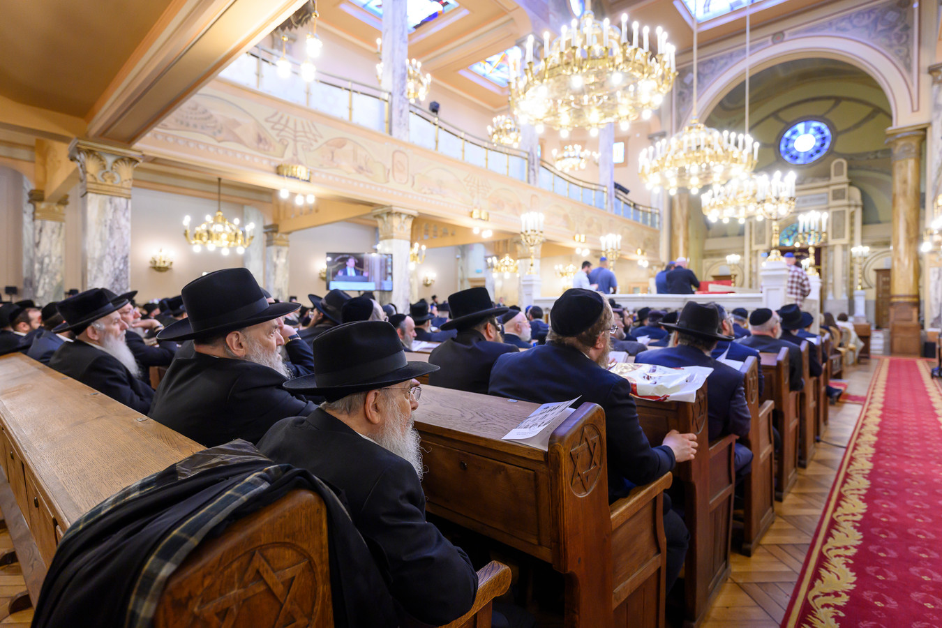 Hoofdsynagoge Joodse gemeenschap blinkt weer als vanouds na renovatie ...