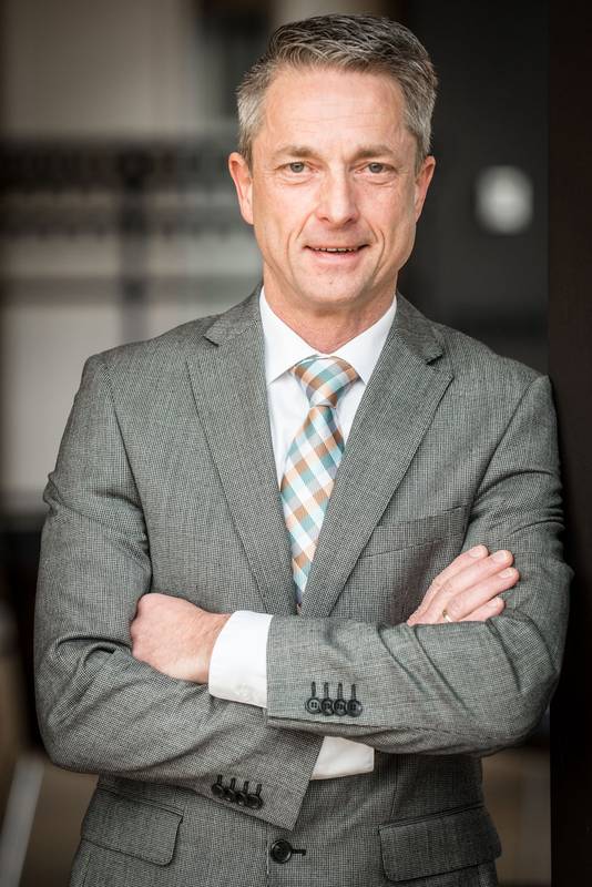 Pedro Swier: 35 jaar uitvaartexpertise bij 150-jarig Vredehof | Home ...