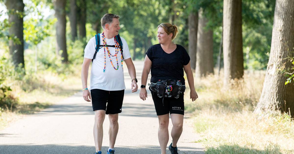 Steven en Sandra uit Vriezenveen halen 3000 euro op met emotionele ...