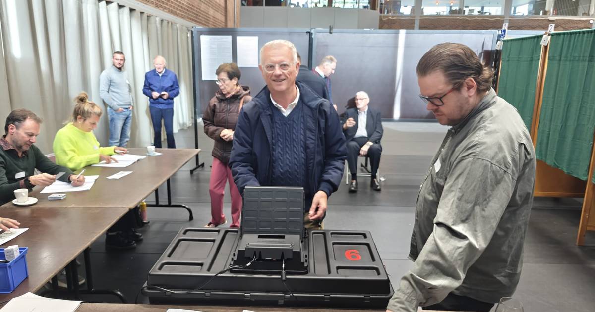 De stembussen in Olen zijn open, de strijd is begonnen: wie wordt de ... De stembussen in Olen zijn open, de strijd is begonnen: wie wordt de ...