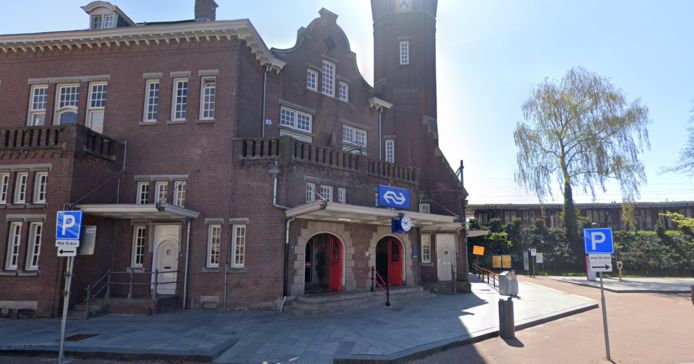 Station Weert tijdelijk afgezet door geluid van ‘schoten’ | Limburg | AD.nl