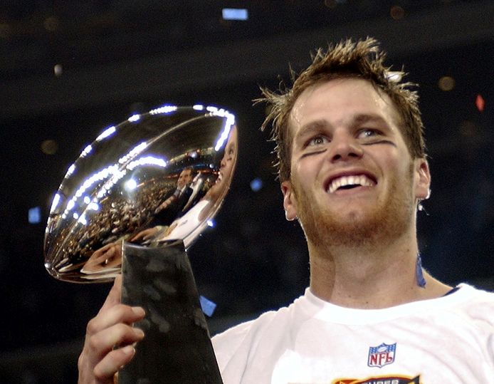 “Ik stop. Voorgoed”: Tom Brady kondigt opnieuw afscheid aan, deze keer ...