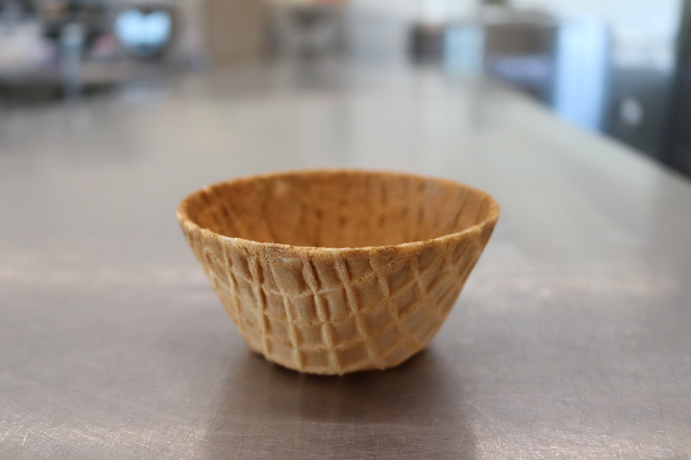 IJs, potje zelfs de lepel: in deze cremerie eet je alles op. “Koek is ...