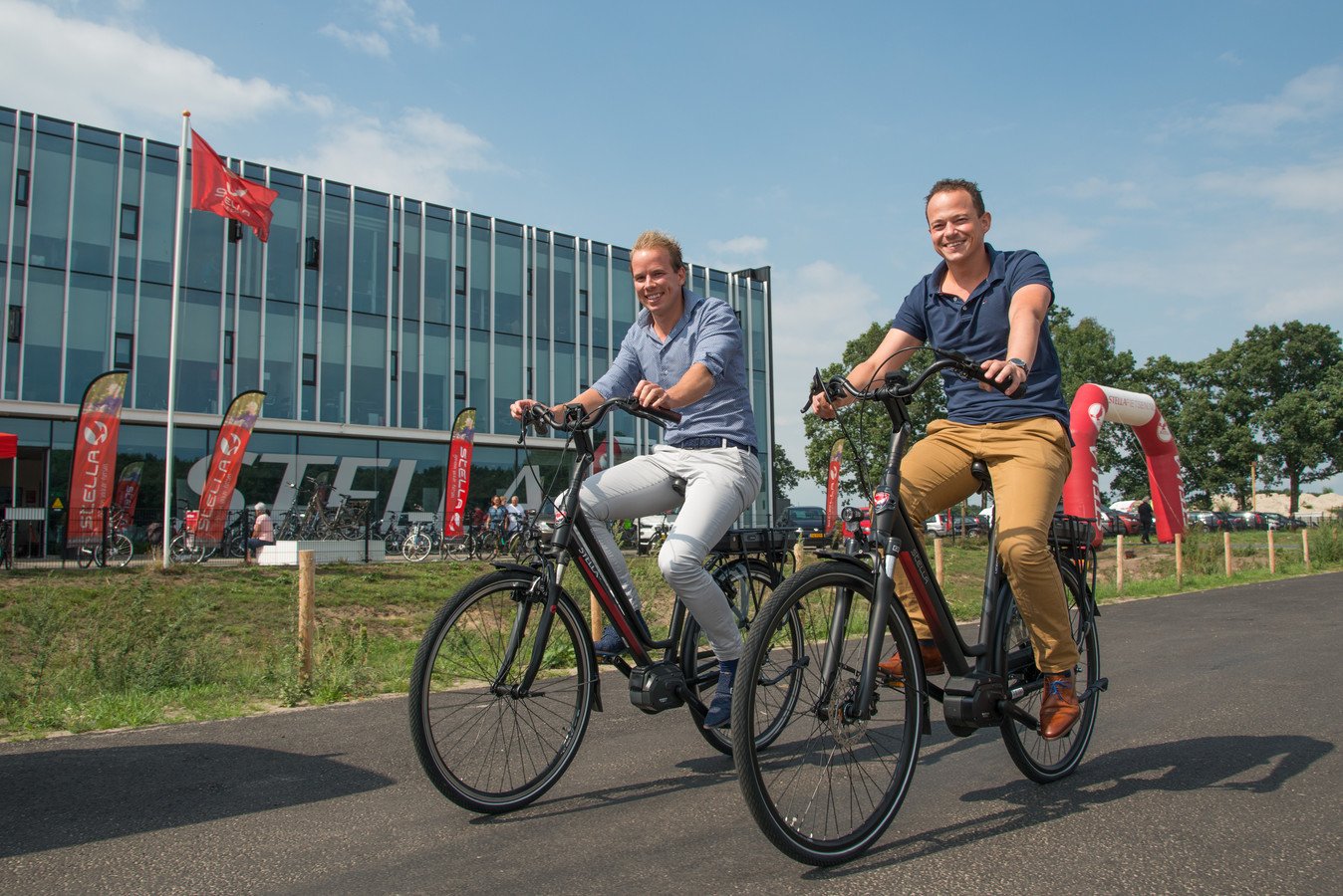 Dit zijn Wilco en Daan, de jonge sterren van elektrische fietsen-gigant ...