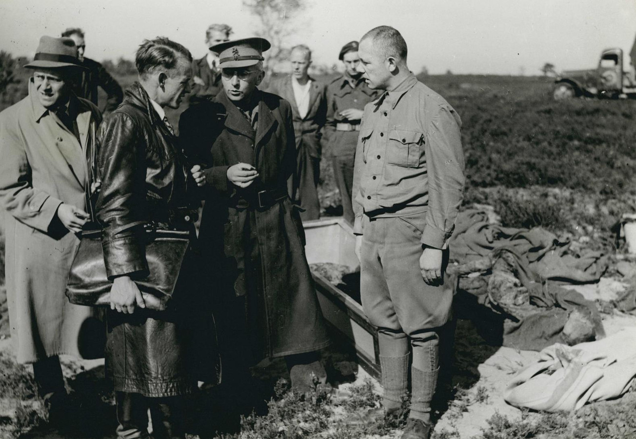 Gegrepen door sporen uit de oorlog | Foto | AD.nl